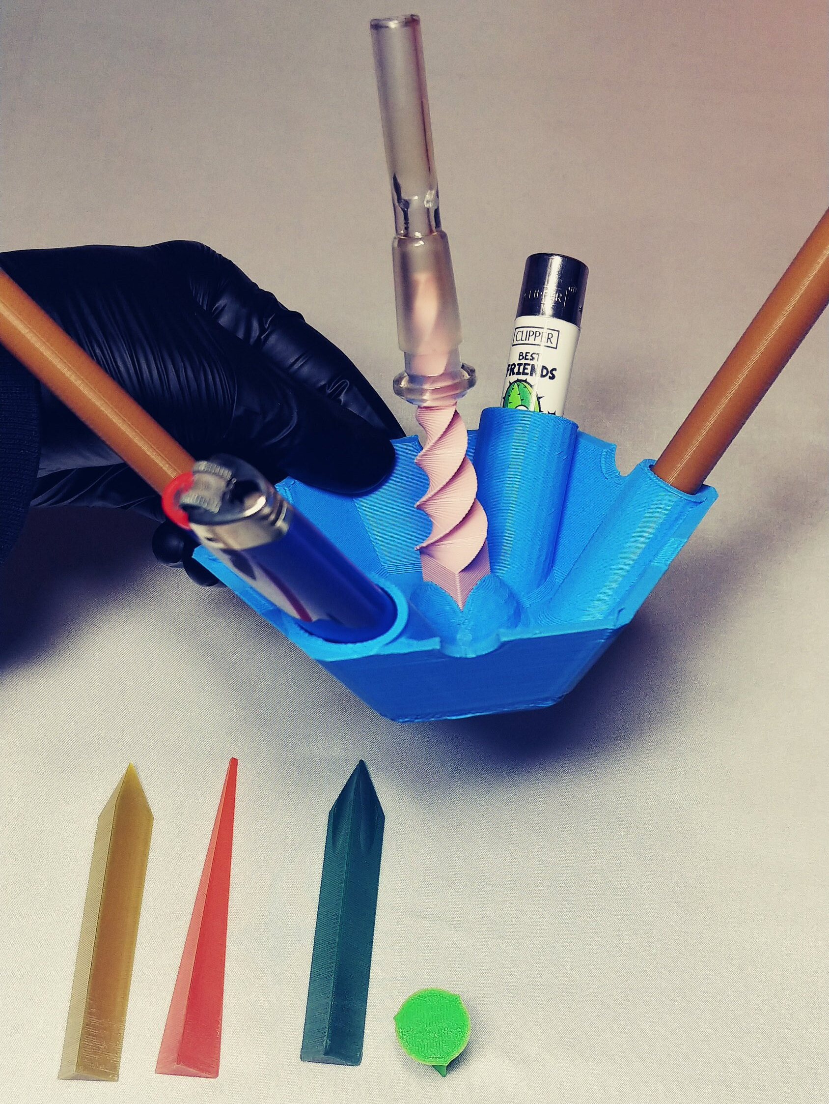 3D Printed All in 1 Ash Tray With Collapsible Glass Cleaning Debowler ...