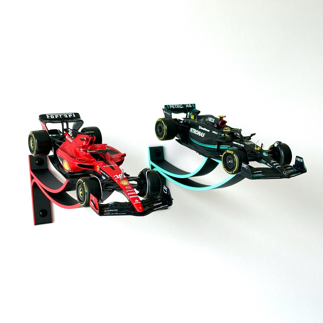 F1 Gift, Formula 1 1:24 Diecast Model Car on Wall Mounted Bracket - Etsy