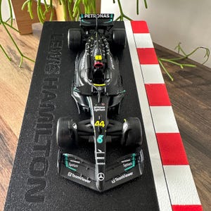 Lewis Hamilton F1 1:43 Mercedes Diecast Model Car on Formula 1 Track ...
