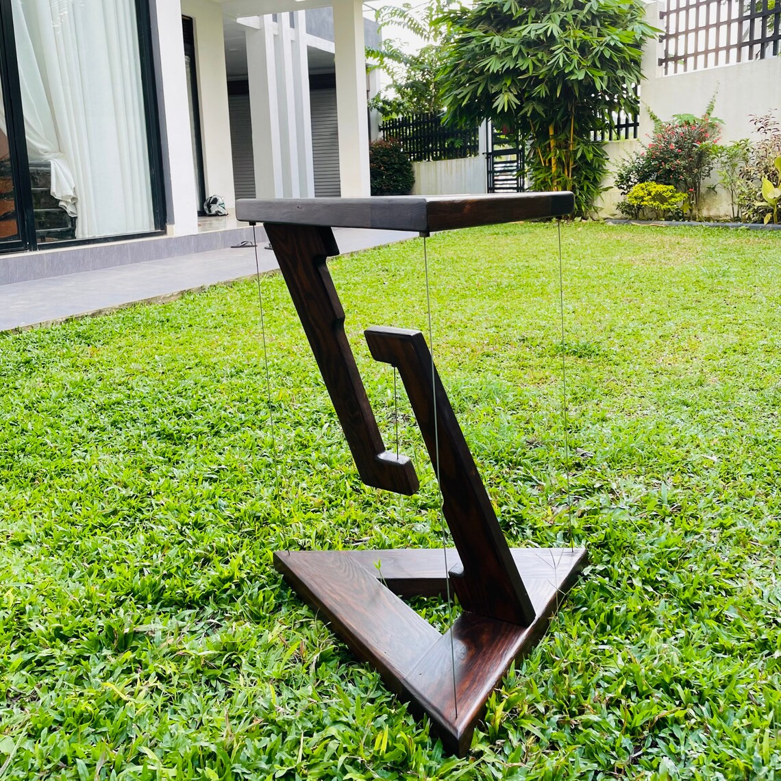 Tensegrity Anti-gravity the Impossible Floating Table Tensegrity Anti ...