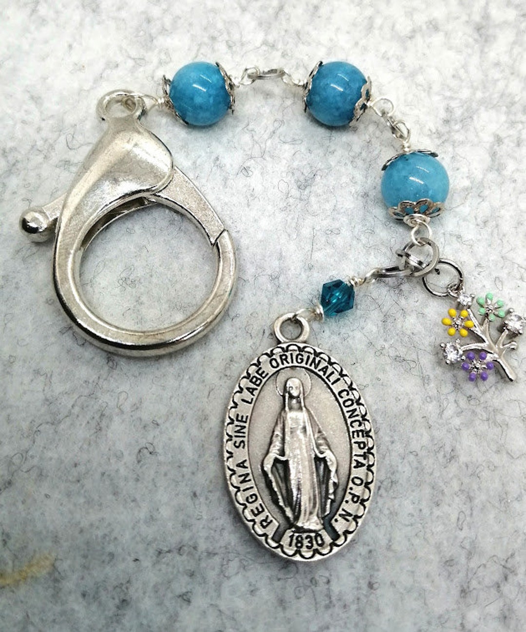 Three Hail Mary Devotion Chaplet Keychain, Religious Keychain ...