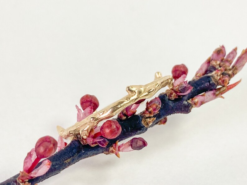 Bramble Straight Solid Gold Ring - Etsy