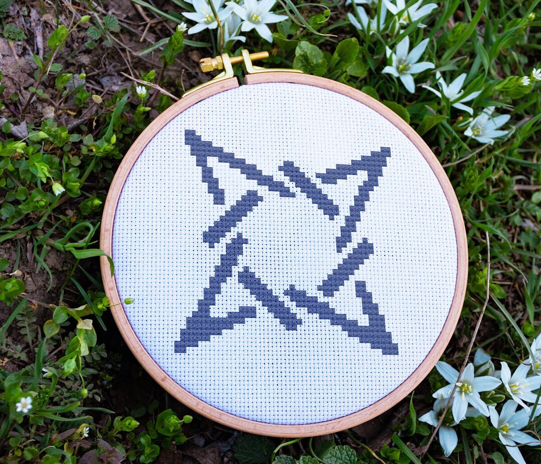 Celtic Knot Aidan Digital PDF Cross-stitch Pattern Chart for Beginners ...