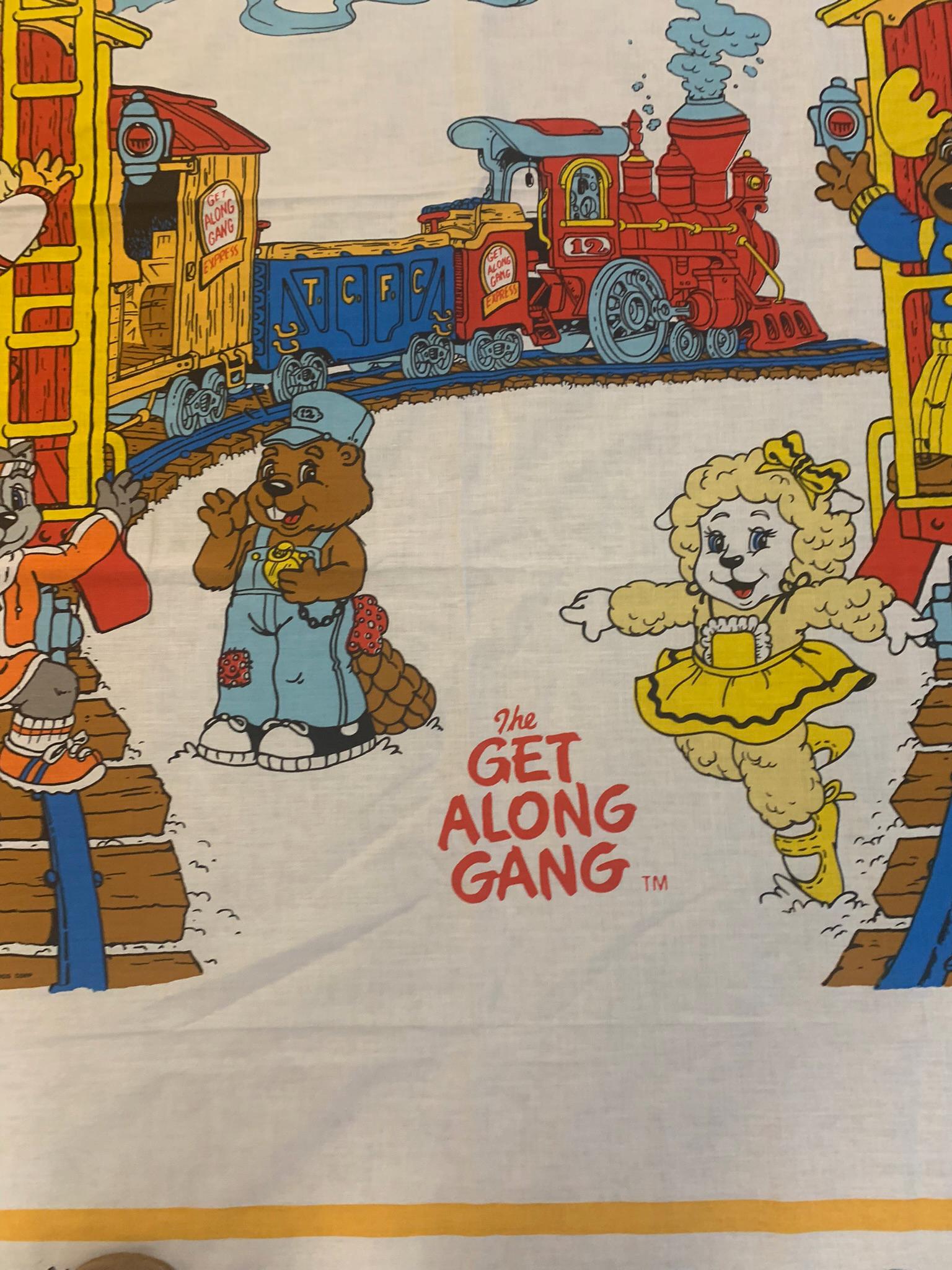 The Get Along Gang Vintage Animals Circus, Show Animals Cotton Sheeting ...
