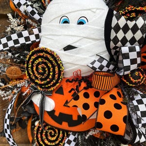 Mummy Halloween Wreath for Front Door, Traditional Halloween Home Decor ...