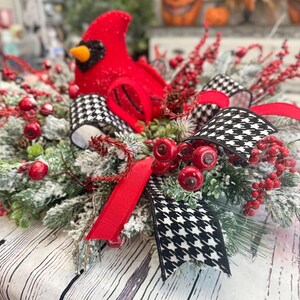 Cardinal Centerpiece for Table, Traditional Christmas Arrangement ...