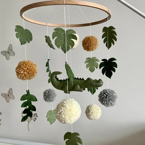 Cute Alligator Mobile for Baby Nursery Crocodile Baby Crib Mobile ...