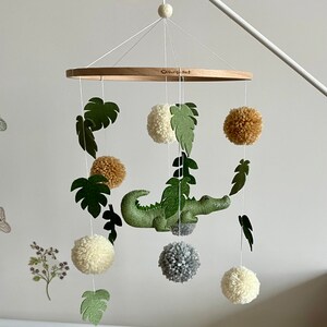Cute Alligator Mobile for Baby Nursery Crocodile Baby Crib Mobile ...