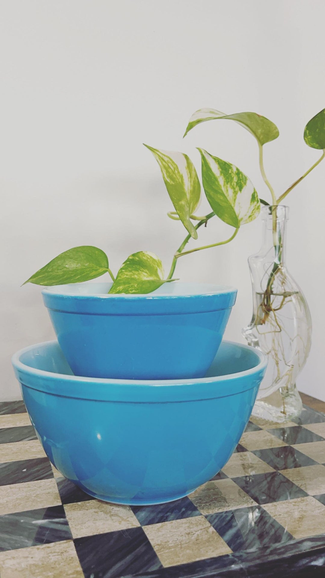 Vintage PYREX Mixing Bowls / Primary Blue 401 / Horizon Blue 402 ...