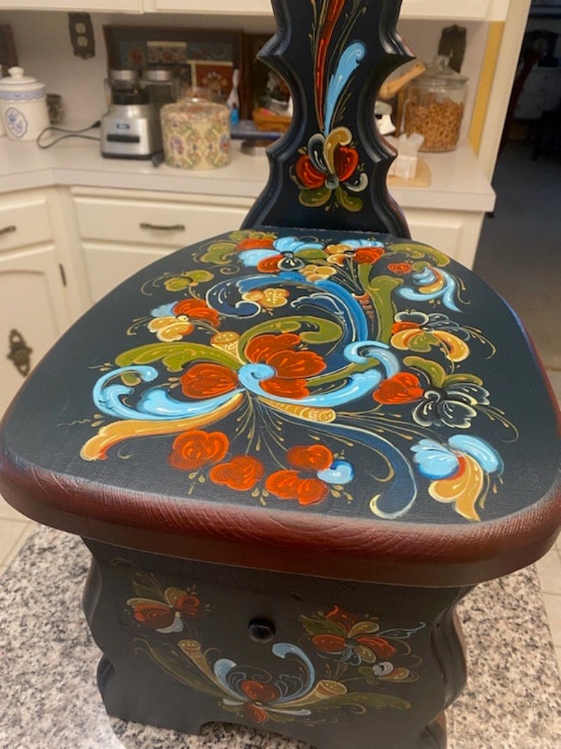 Norwegian Pouting Stool, Blue & Red Telmark Rosemaling, Handpainted ...