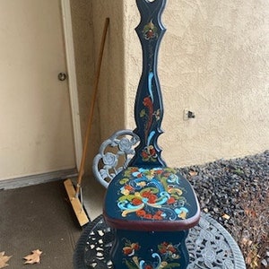 Norwegian Pouting Stool, Blue & Red Telmark Rosemaling, Handpainted ...