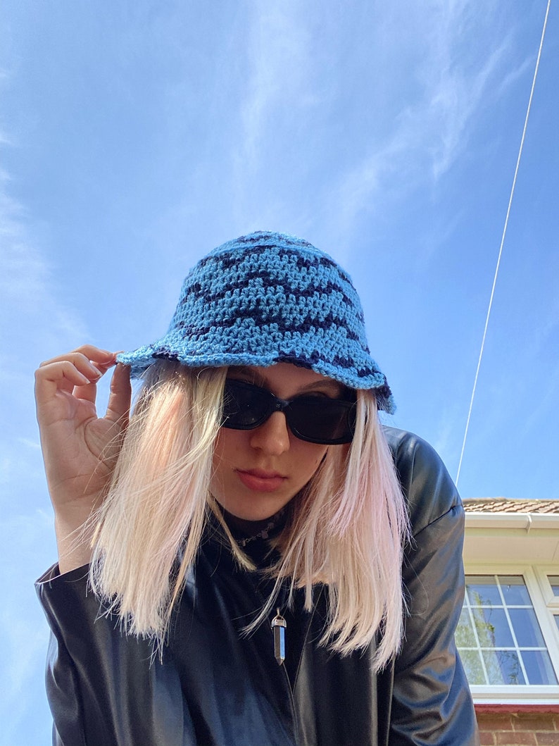 Wavy Bucket Hat Crochet Pattern - Etsy