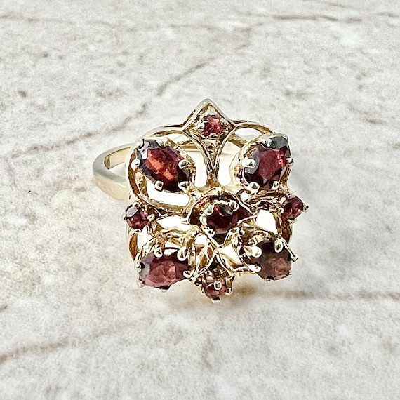 10k gold cocktail rings store