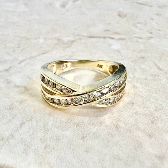 Vintage 14K Diamond Crossover Band Ring - Yellow Gold… - Gem