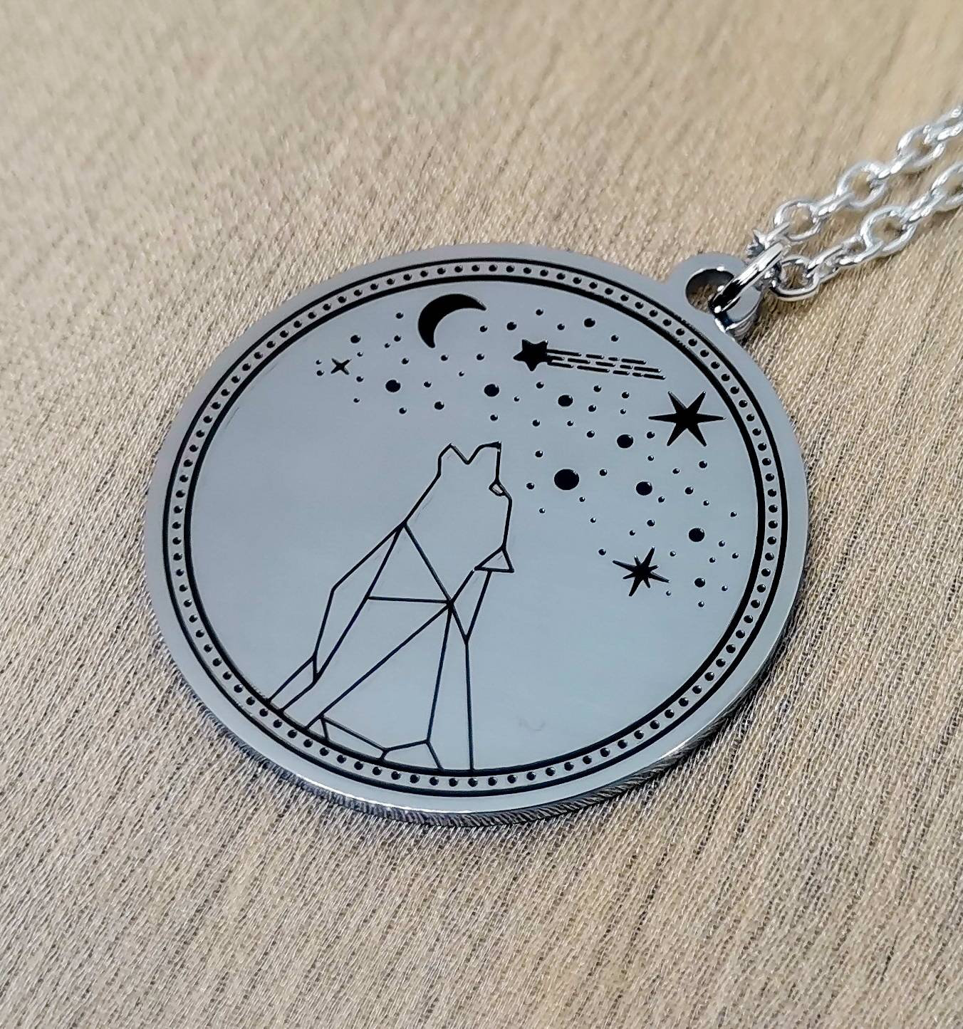 ACOTAR Themed Wolf Necklace - Etsy