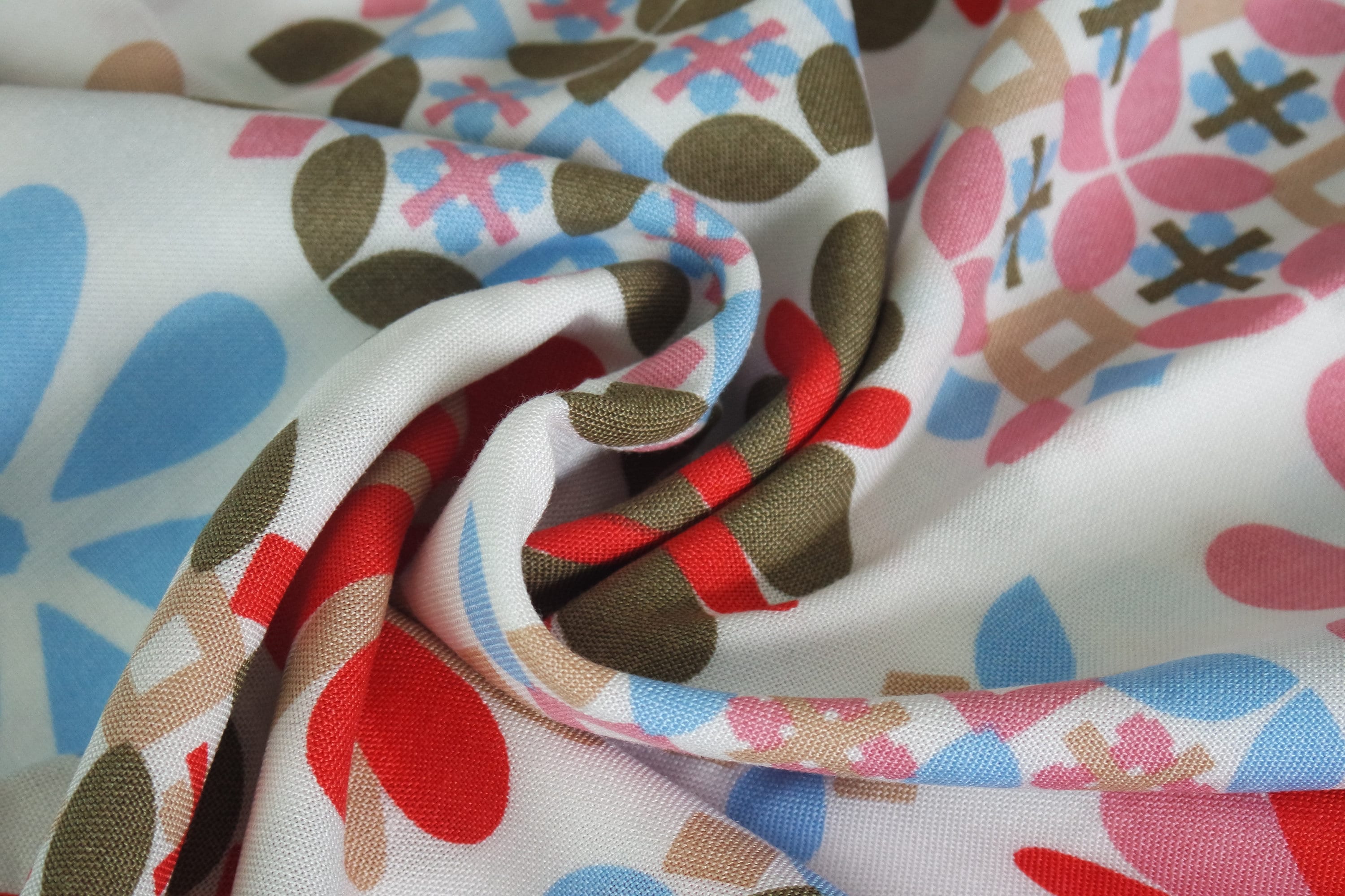 Rayon Fabric by the Yard for Clothes, Abstract Print Rayon Fabric, 100% ...