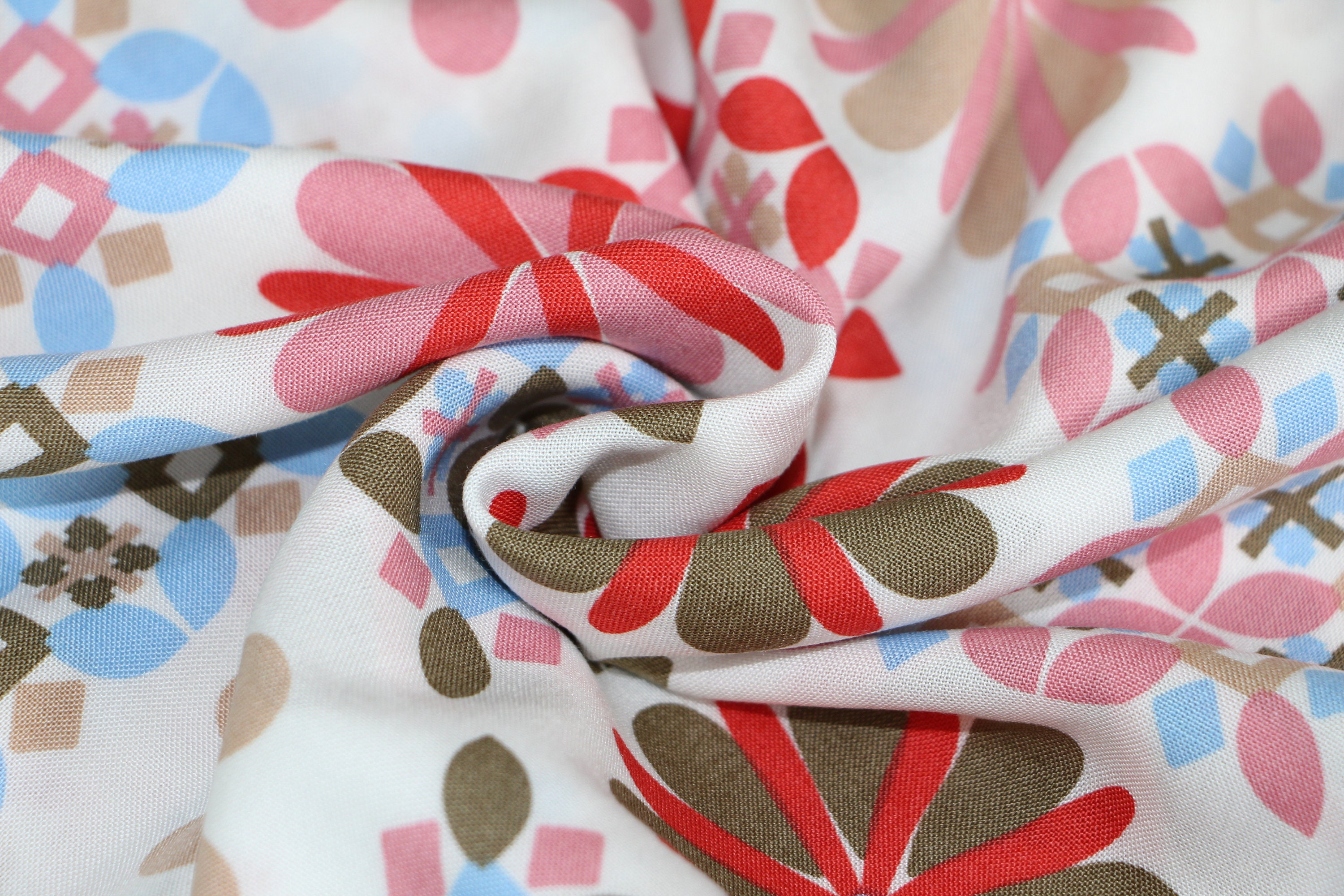 Rayon Fabric by the Yard for Clothes, Abstract Print Rayon Fabric, 100% ...