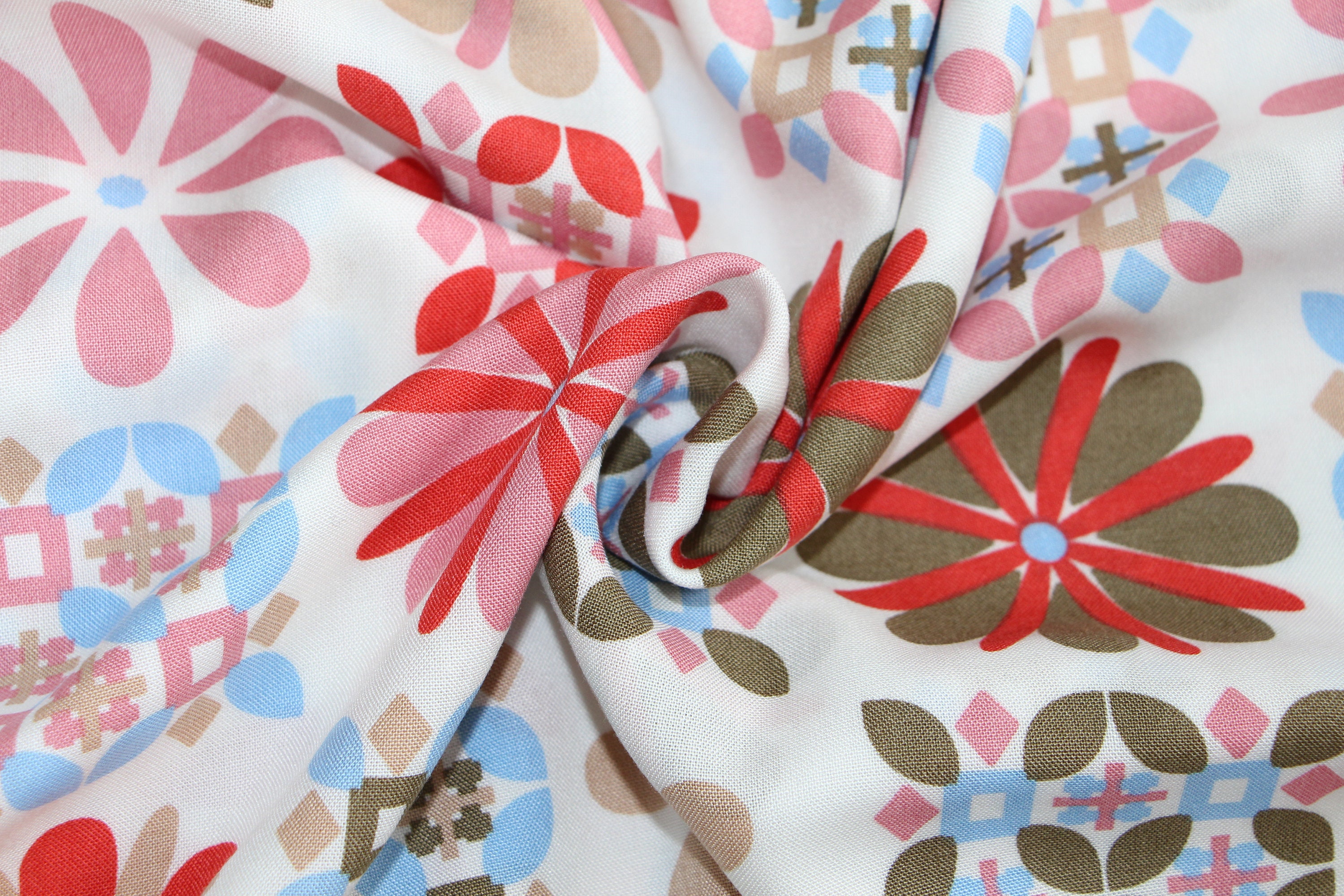 Rayon Fabric by the Yard for Clothes, Abstract Print Rayon Fabric, 100% ...