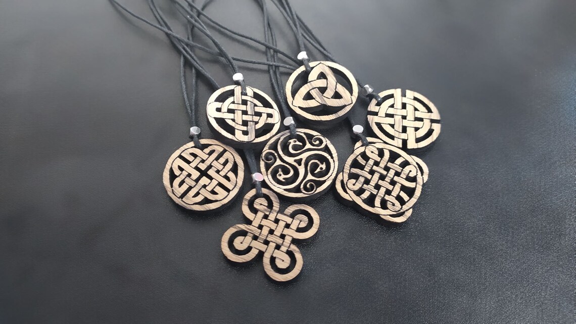 7 Celtic Knots Pendant. Laser Cut Files SVG PDF CDR Digital - Etsy