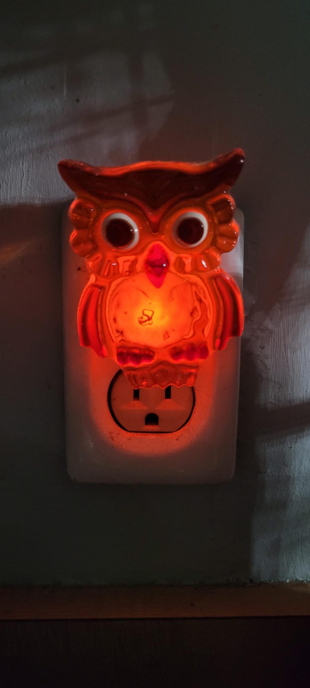 Vintage Retro 1970’s Lucite Colorful Owl Night Light Plug In - Etsy