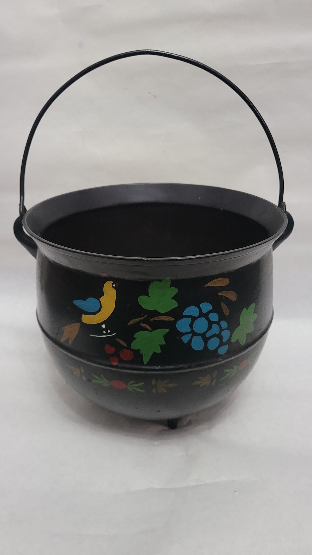 Antique Cast Iron Erie Bulge Kettle, No. 8 Folk Art Decorated Cast Iron ...