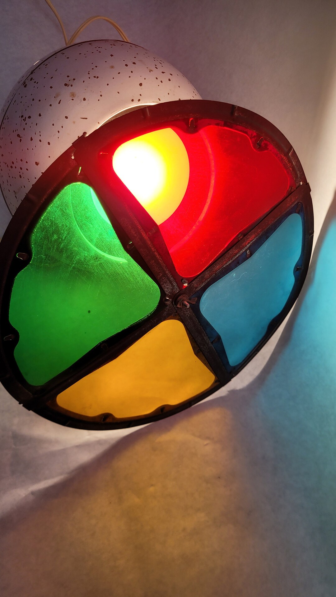 Vintage Rotating Color Wheel by Penetray 4-color Reflector Spotlight ...