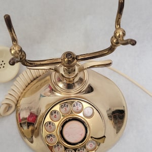 Vintage Princess Rotary Phone Table Telephone Cream and Gold Victorian ...