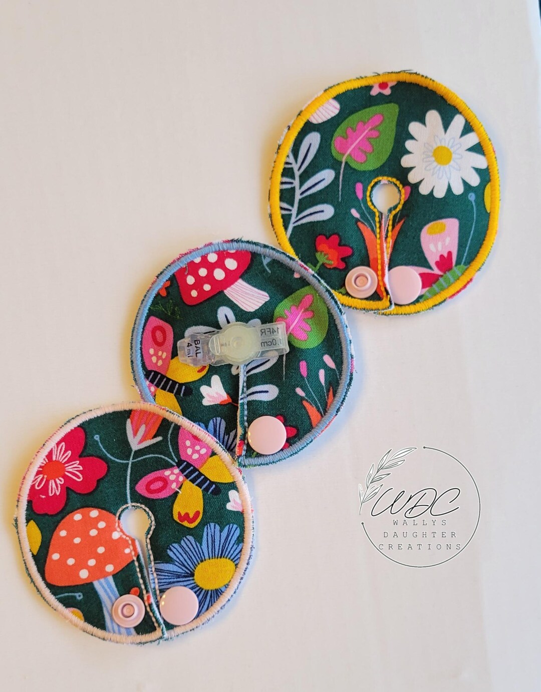 3" G Tube Pad, Daisies Butterflies and Mushrooms, Snap Closure - Etsy