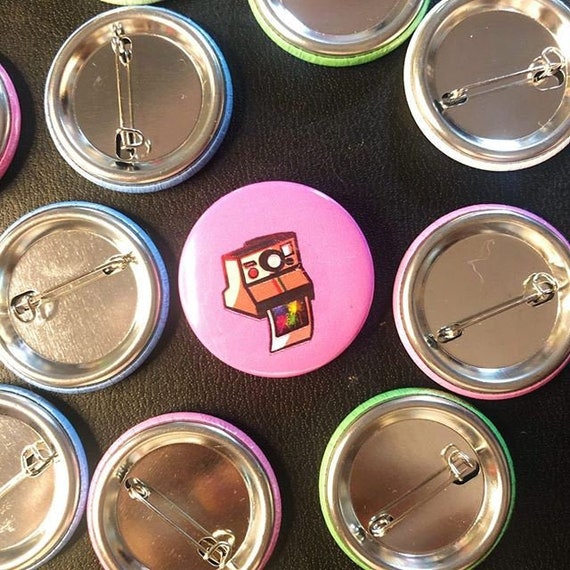 Botón de pin de la cámara Polaroid - Etsy España