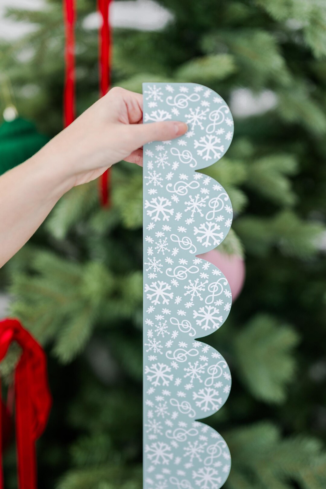 Let It Snow Scallop Bulletin Board Border - Etsy