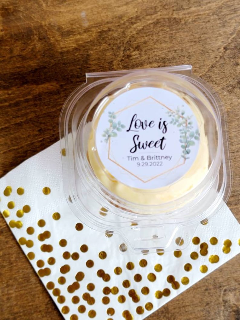 Custom Cupcake Container Cupcake Box and Label Treat - Etsy