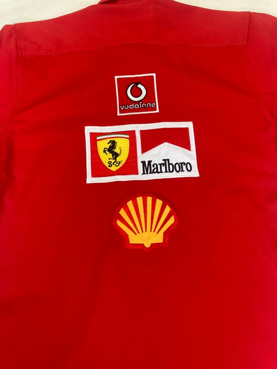 Vintage 2002 Ferrari Formula 1 team pit crew shirt Ma… - Gem