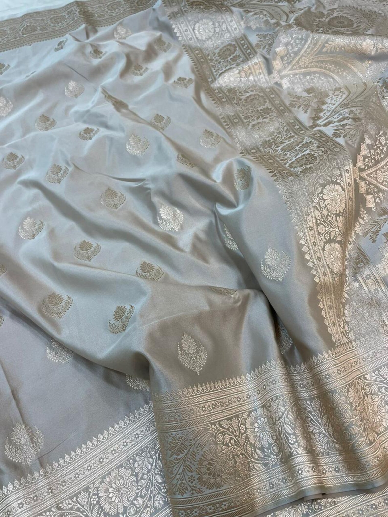 High Quality Mashru Silk Sarees,allover Butta Design - Etsy
