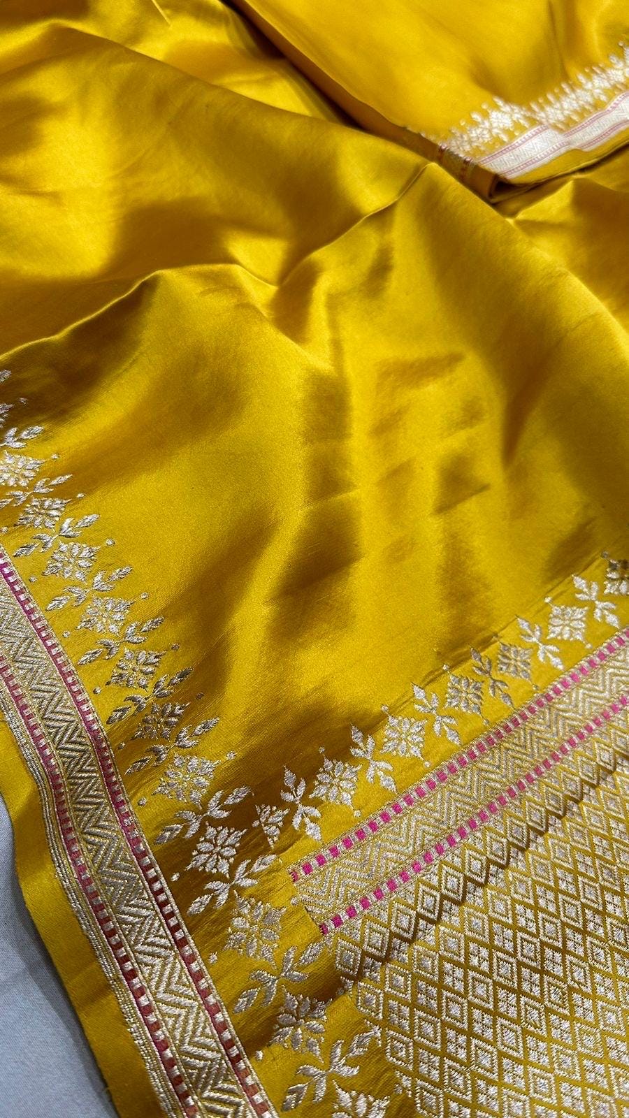Handwoven Pure Mashru Silk Plain Kaduwa Weaving Border Saree… - Etsy