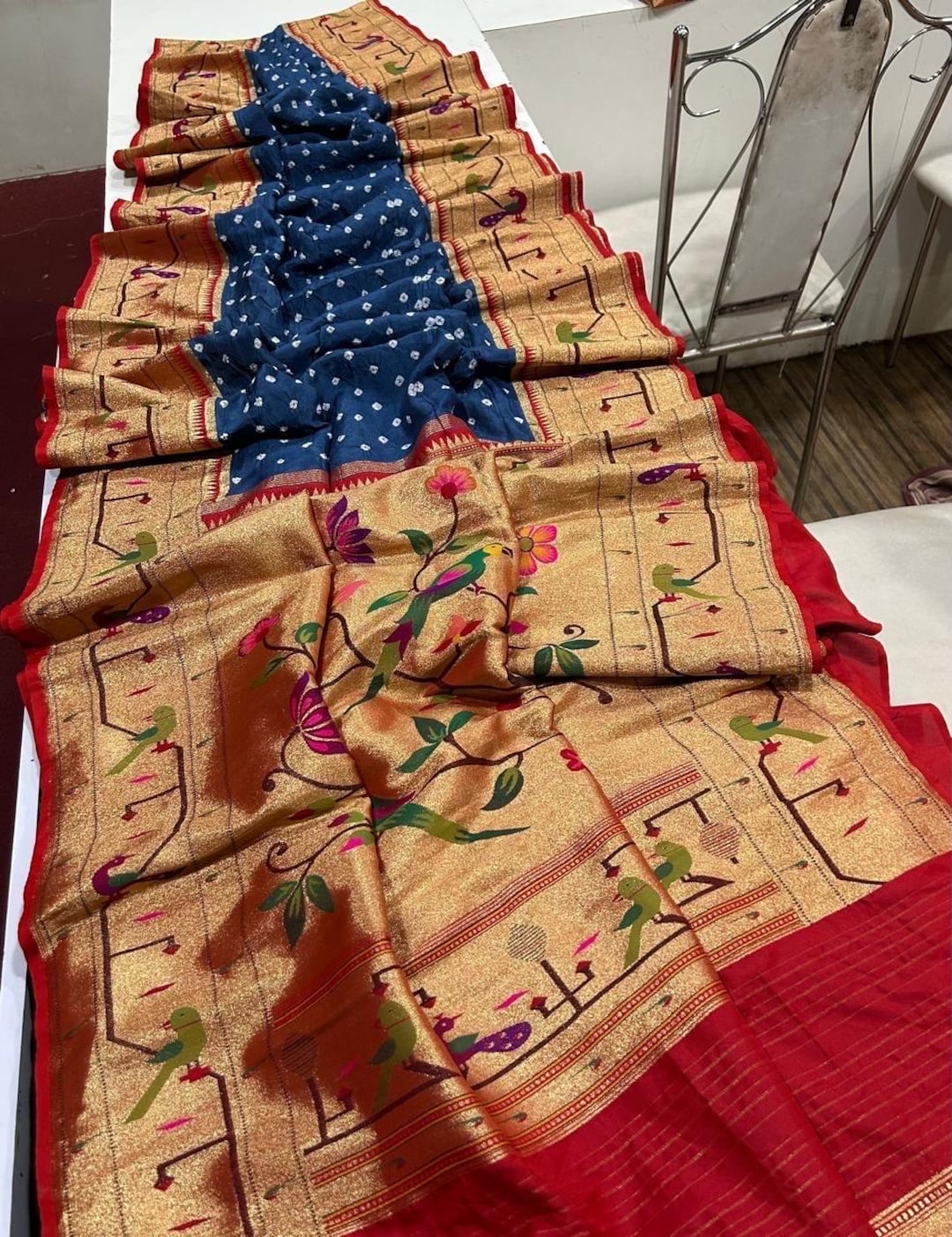 Light Weight Beautiful Gicha Silk Bandini Sarees With Premium Woven ...