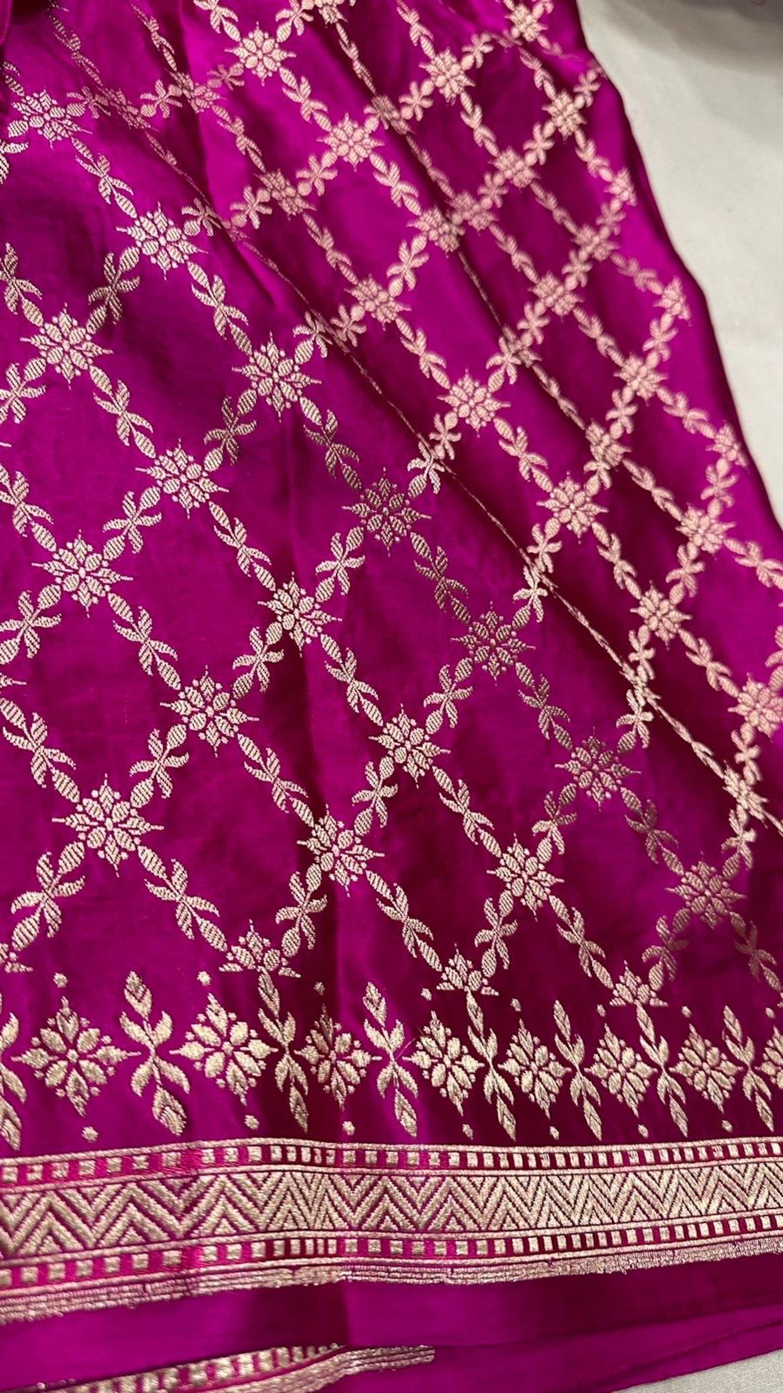 Handwoven Pure Mashru Silk Plain Kaduwa Weaving Border Saree - Etsy