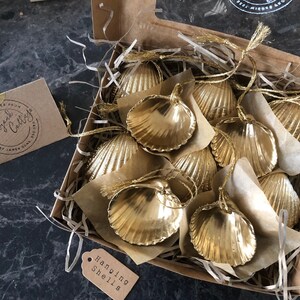 Bulk Gifts Gold Shell Wedding Favours Hanging Shell Decorations ...