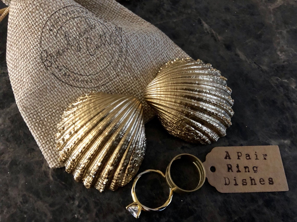 Single or Perfect Pair Gold Cockle Shell Ring Dish in William - Etsy UK