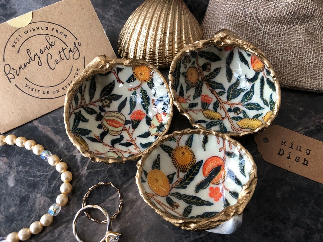William Morris Fruit Paired Cockle Shell Ring Box or Single Ring Dish ...