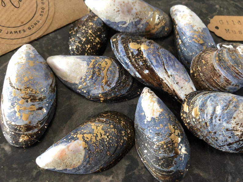 Gilded Mussel Shells Gold Spatter & Natural Table Decor, Beach Wedding ...