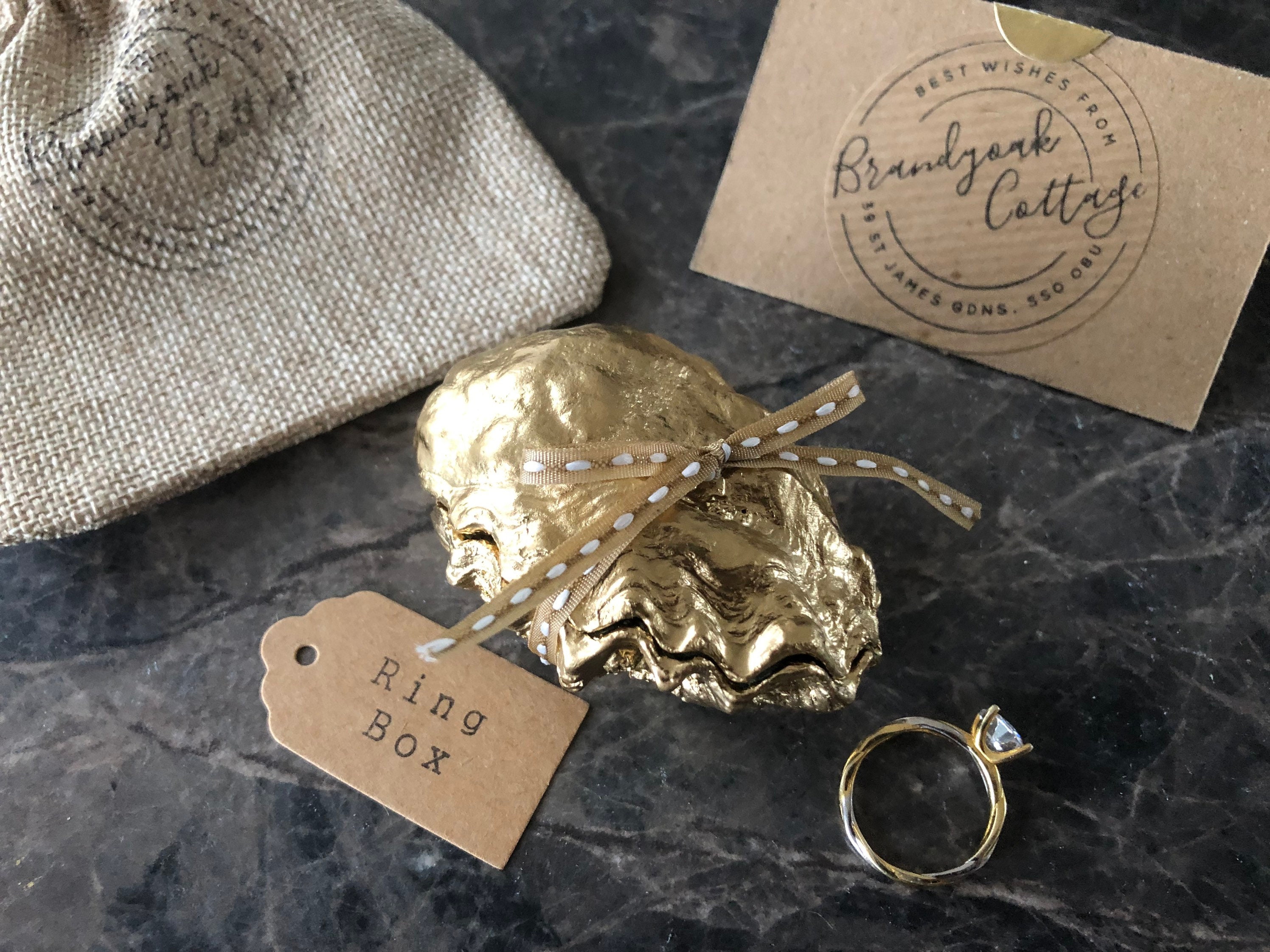 William Morris Sweet Briar Whole Oyster Shell Ring Box | Green Pink ...