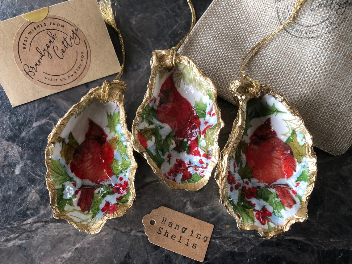 Hanging Red Cardinal Cupped Oyster Shell Decorations | Red Cardinal ...
