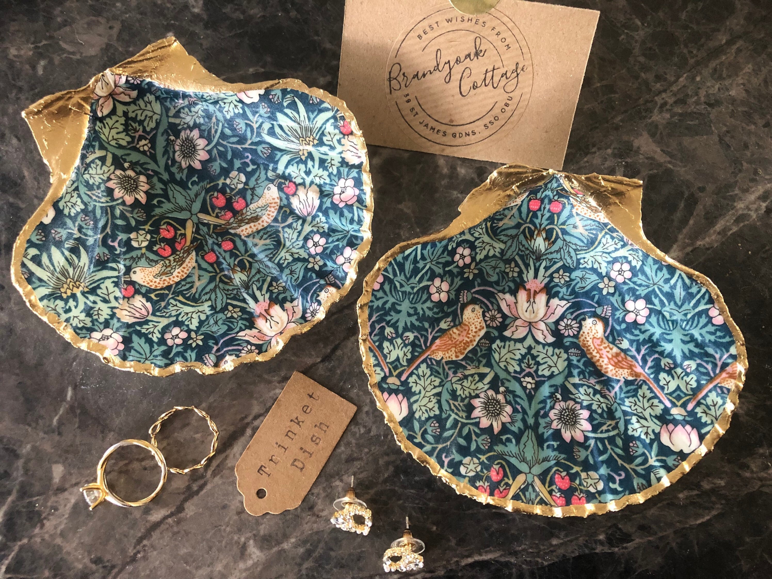 William Morris Strawberry Thief Scallop Shell Trinket Dish in | Etsy UK