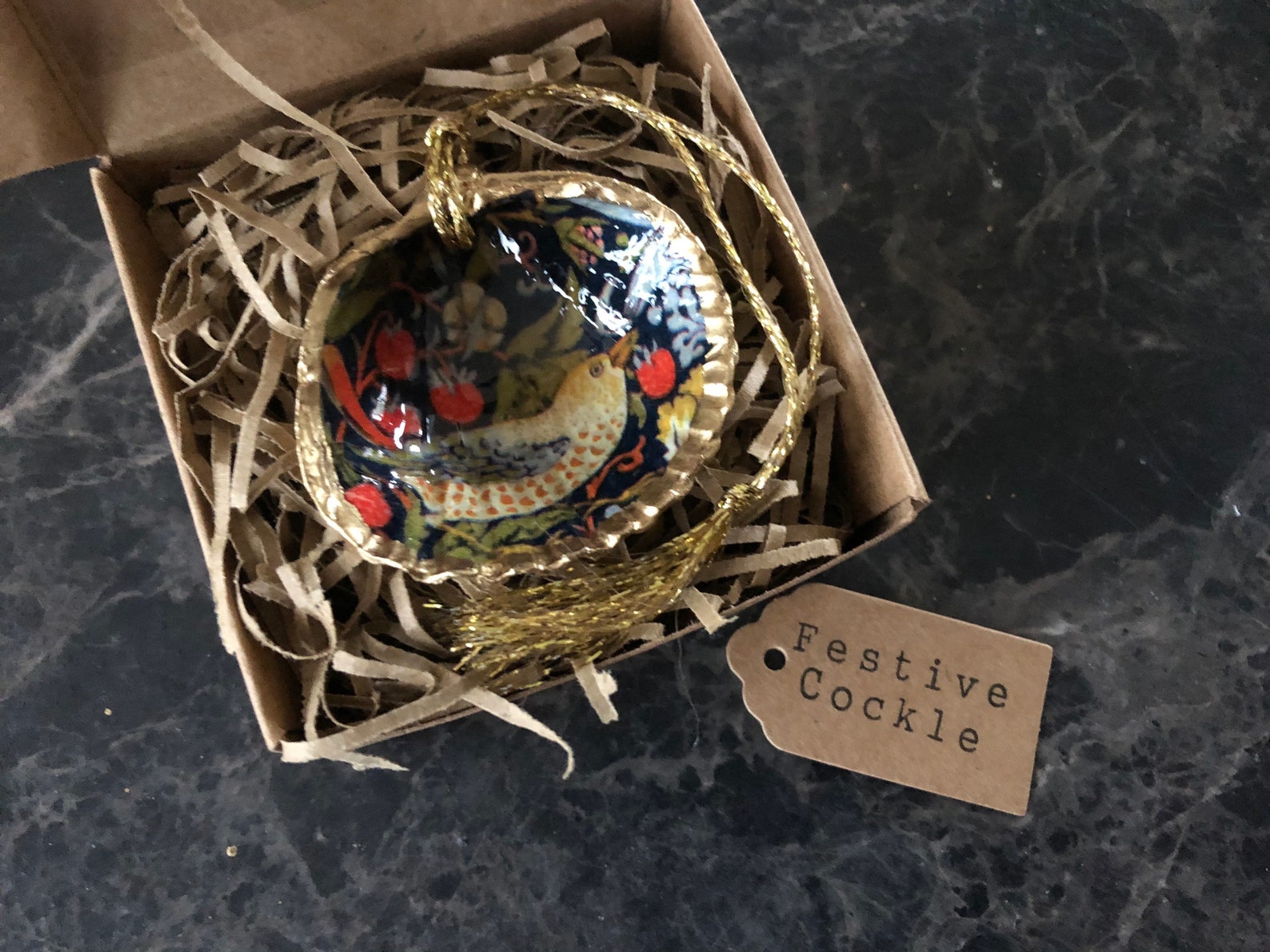 Festive Gold Cockle Shell Christmas Decorations William - Etsy