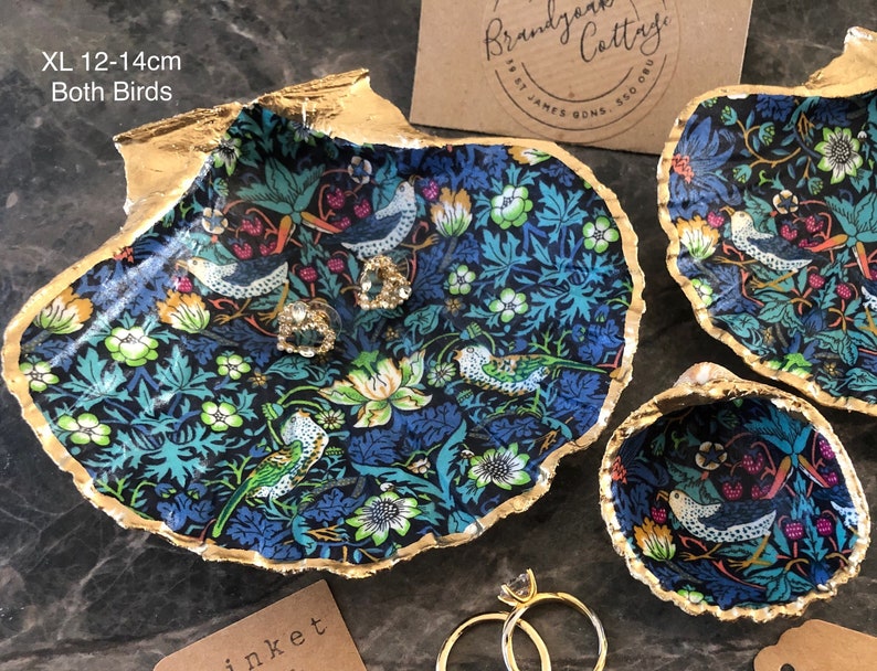 William Morris Strawberry Thief Scallop Shell Trinket Dish in - Etsy