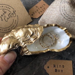 Real Seashell Ring Box for Beach Proposals | Various Cockle or Oyster ...