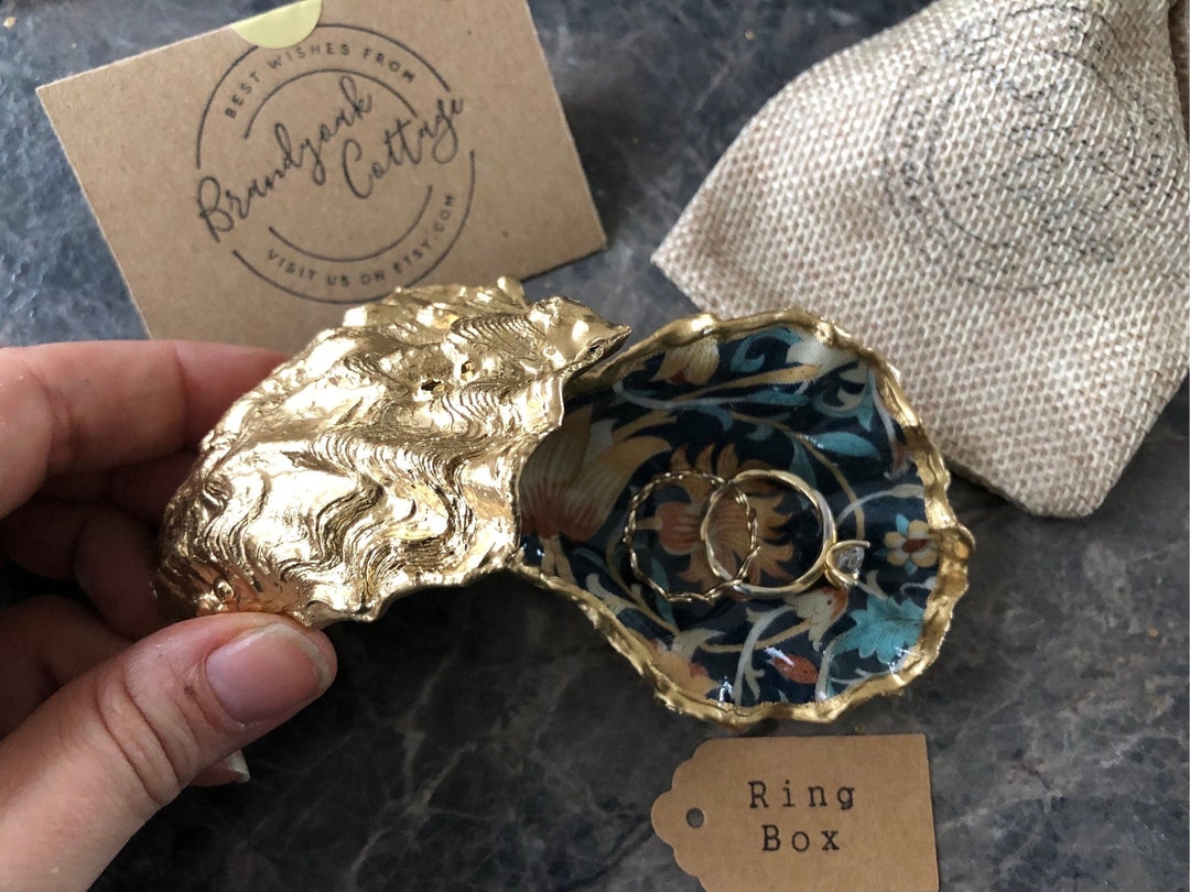 William Morris Shell Oyster Ring Box in Lodden Blue, Russet, Gold Small Whole Oyster Shell Ring ...