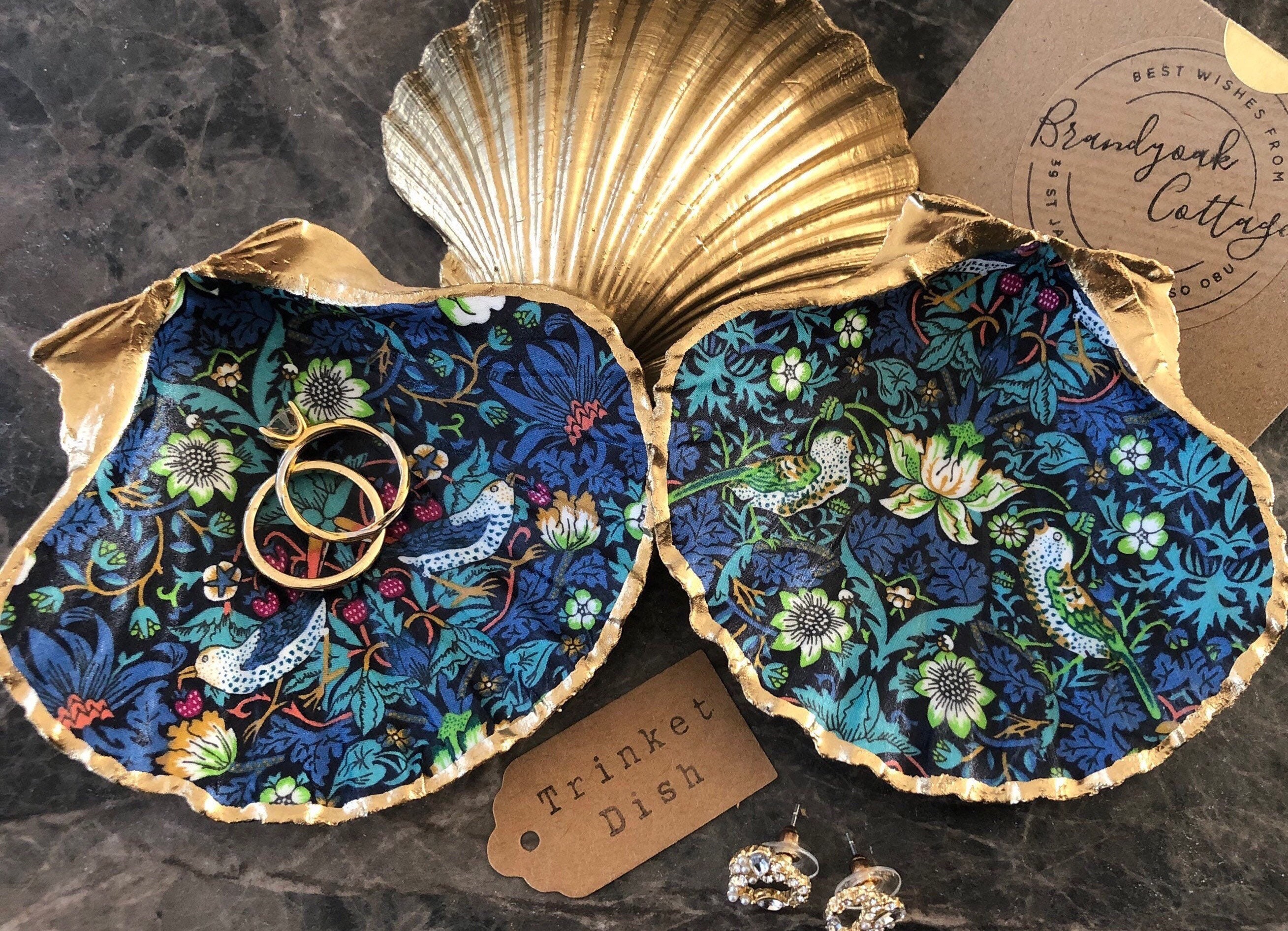 William Morris Strawberry Thief Scallop Shell Trinket Dish in - Etsy UK