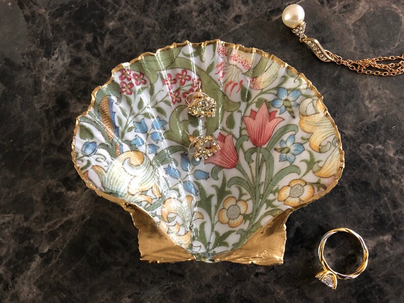 Scallop Shell Trinket Dish in William Morris Golden Lily | Etsy