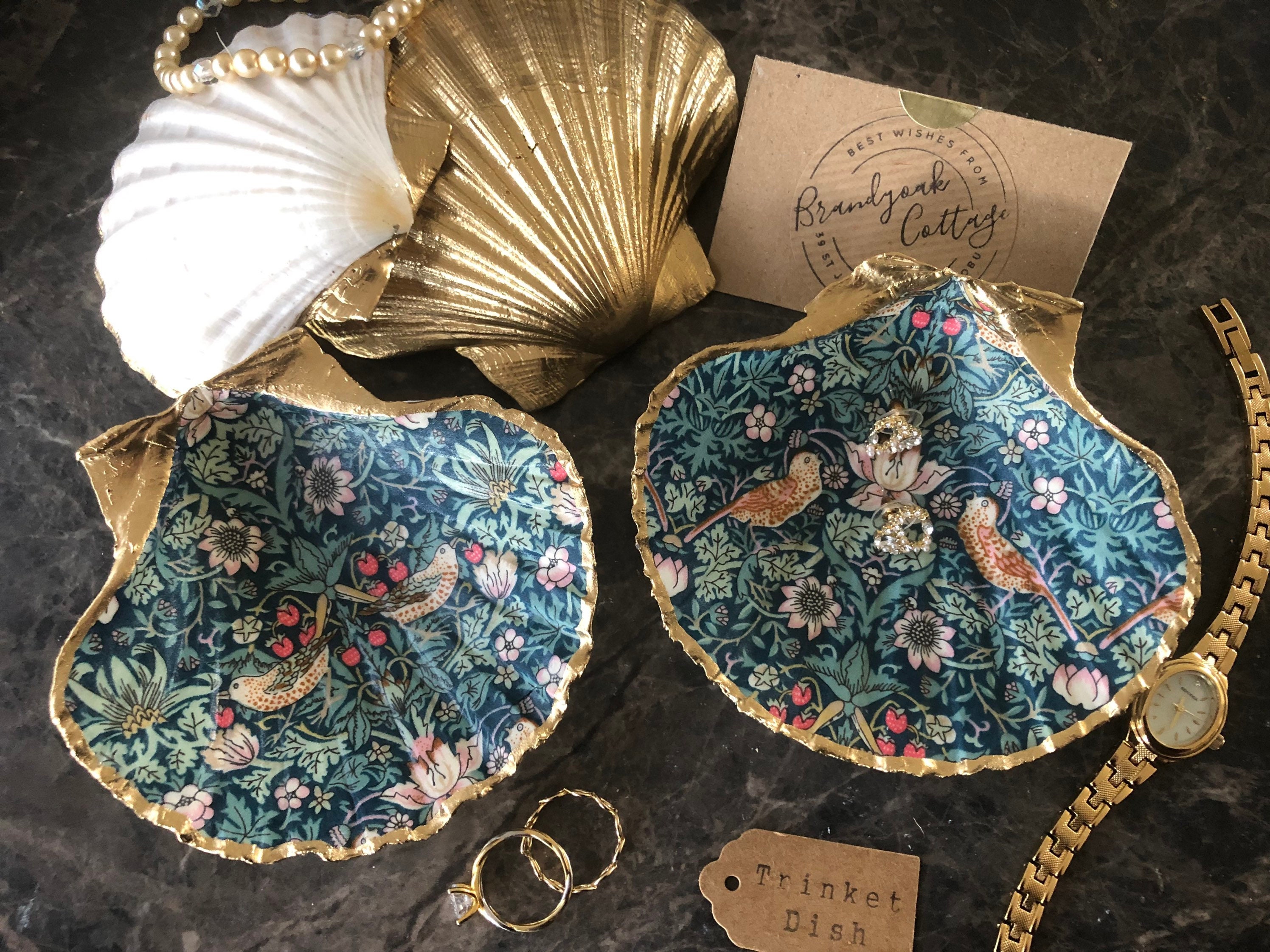 William Morris Strawberry Thief Scallop Shell Trinket Dish in | Etsy UK